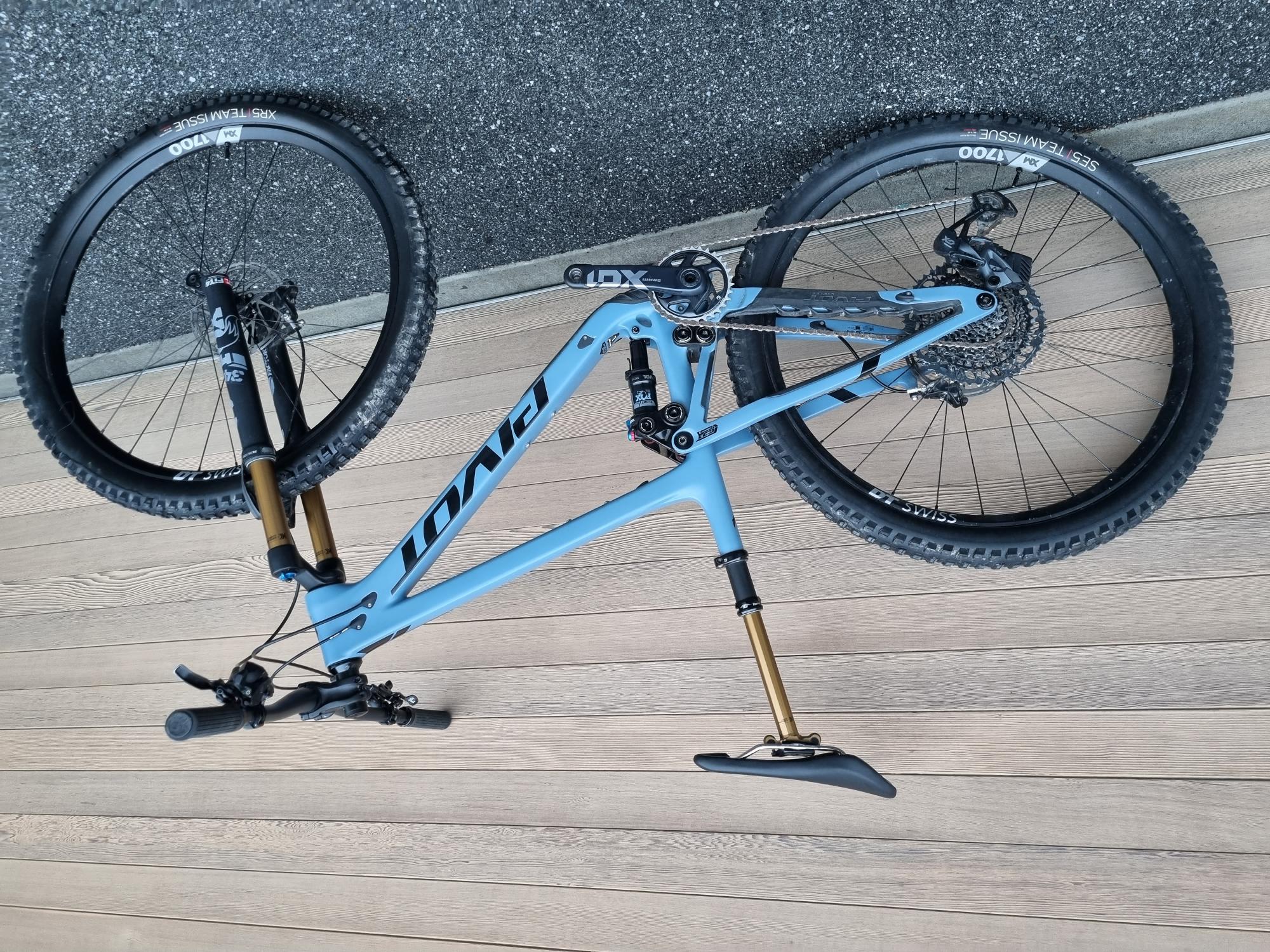 Pivot Cycles NZ Demo Bike Sale