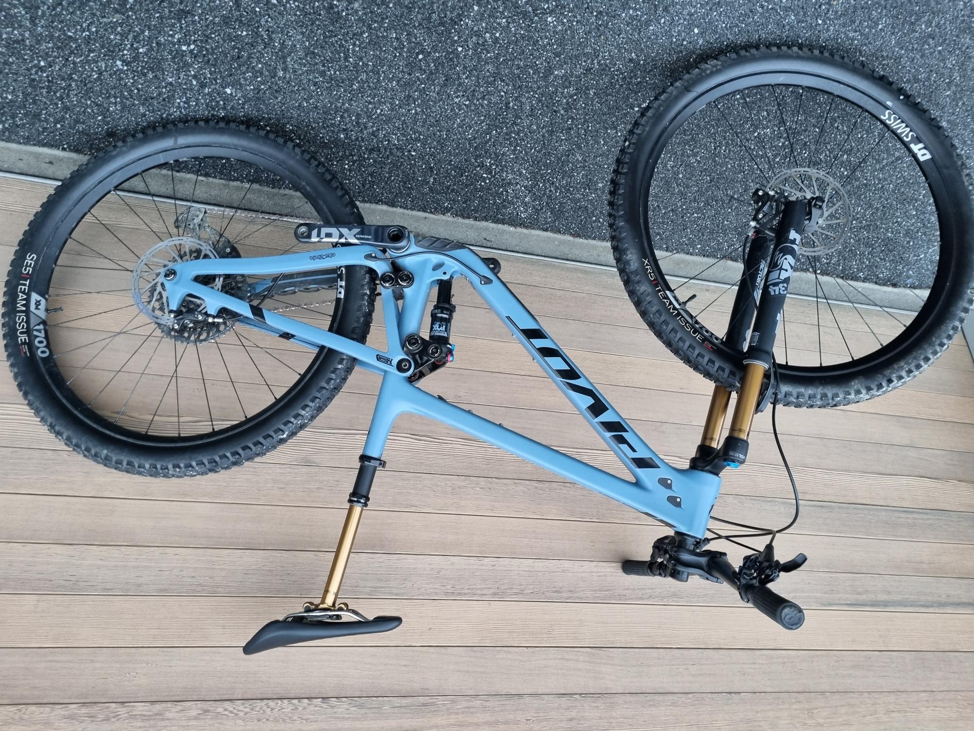 Pivot Cycles NZ Demo Bike Sale